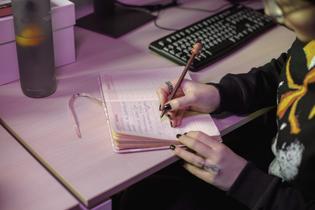 Розробка ігор: 7 головних етапів створення мобільної free-to-play гри ...